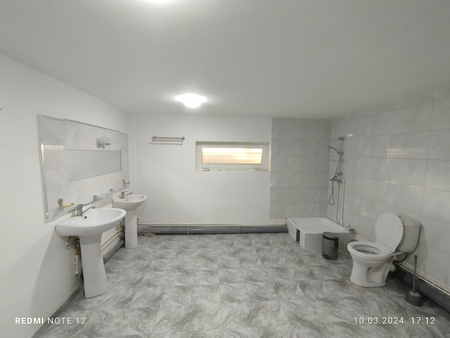 Срочно Продаётся Под Бизнес в помещении! 5 комнатная. 145м². 42.000$
