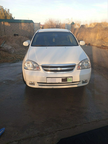 Lasette 2012 sotiladi