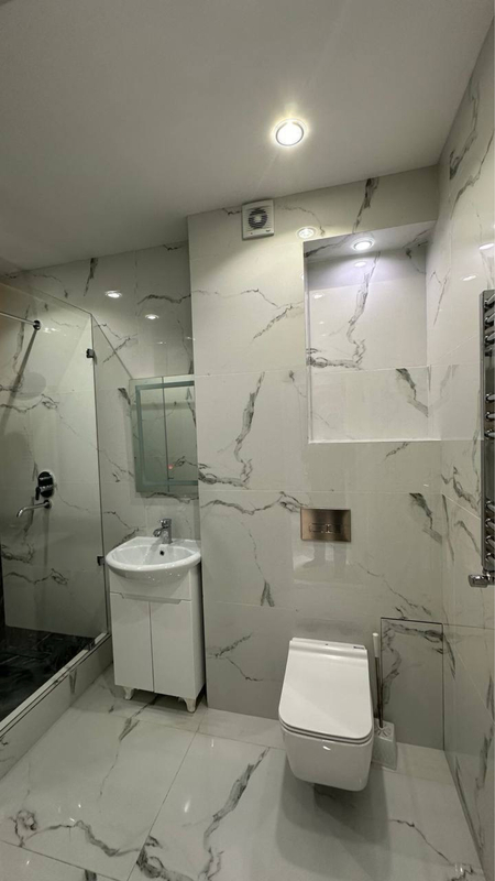 Продается 4 ком. Квартира на 2 этаже площадью 100 кв.м. Ор. Гор. Суд