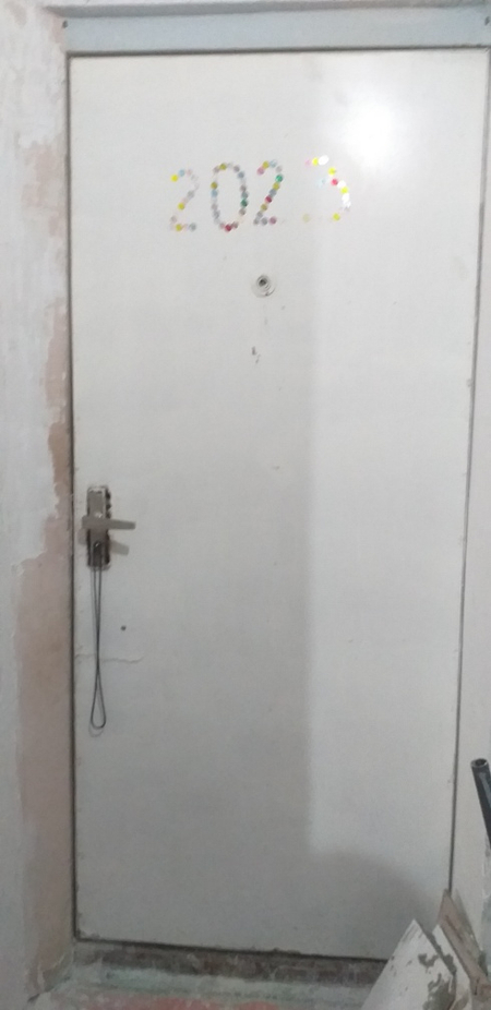 Tezda sirochni ishlatilgan eshik sotiladi 800ming kelishiladi