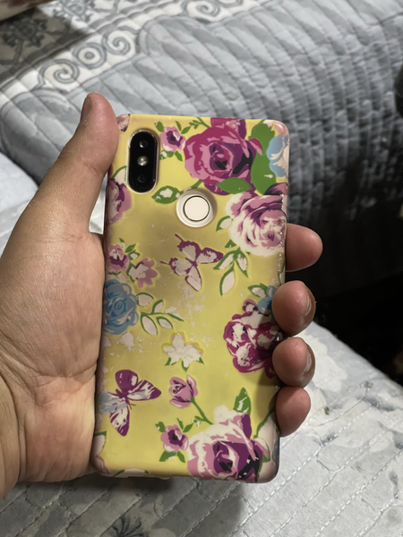 Продается редкий смартфон Xiaomi Mi 8 SE 4/64 obmen