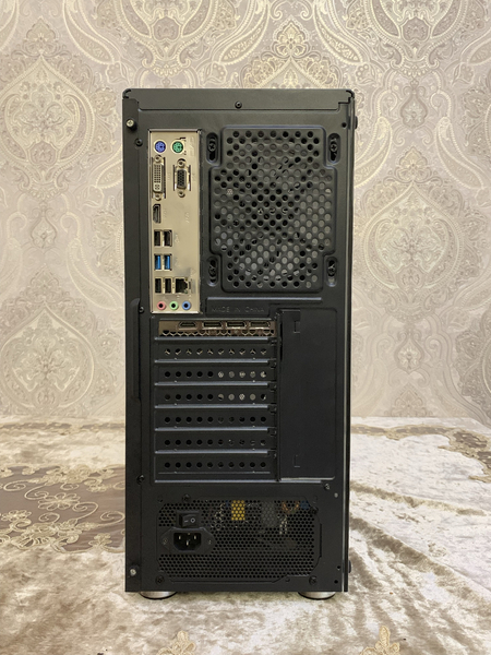 Игровой ПК (RTX 3060, I5 10400f, 16/256)