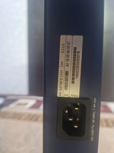 Netgear GS748TS switch