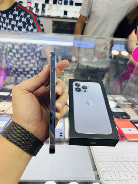 iPhone 13 Pro 256 gb blue