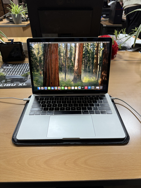 MacBook Pro 13 Ideal