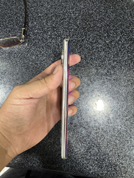 Honor 70 pamit 8.256g holati ideal karopka yoq kopiyamni beraman