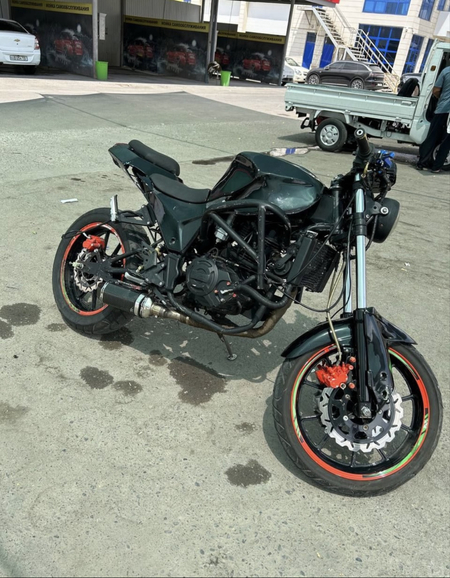 Kawasaki Monster Кавасаки Монстер мотоцикл