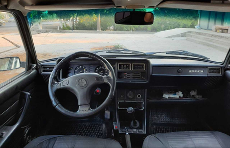 Vaz Lada 2107 sotiladi