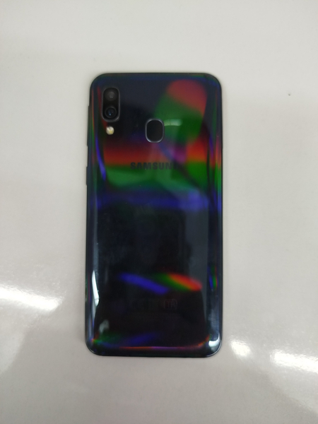 Galaxy A40 model