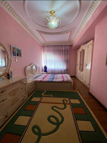 (К128883) Продается 6-ти комнатная квартира в Шайхантахурском районе.