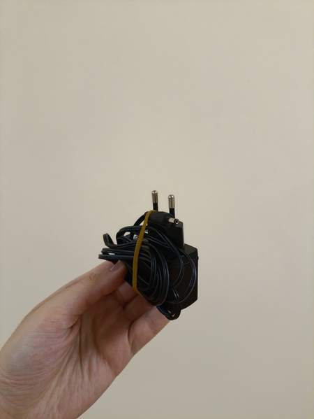 Продается универсальный и надежный роутер TP-LINK модели TL-WR740N