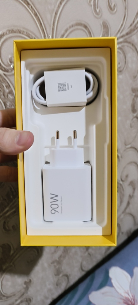Poco f6 12/512gb qora