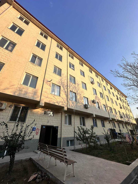 Успейте приобрести 2х ком-ю кв-ру коробку на 2 этаже в центре города