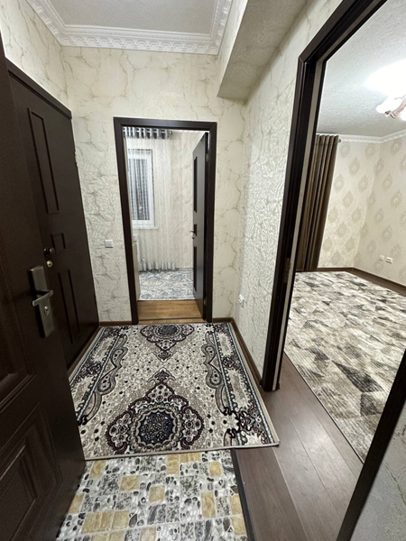 Срочно продаётся 1х комнотная квартира. Титова.