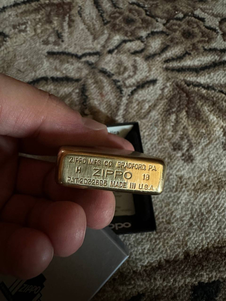 Продается коллекция оригинальных зажигалок от компании ZIPPO