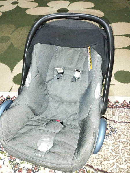 Автокресло детское продам срочно