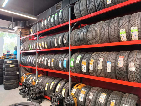 Шина Largo 195/60 R15