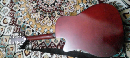 Gitara Akustika  Акустическая гитара ПОЧТИ НОВАЯ!!!