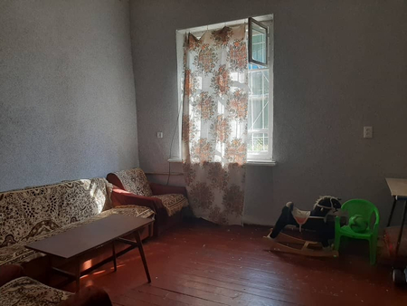 Продаётся квартира в городе Ангрен