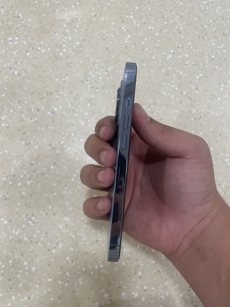 Iphone 13 pro blue
