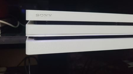 Sony PlayStation 4 PRO + VR полный комплект