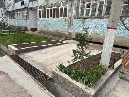 Продается 3-комнатная квартира в дукенте 093