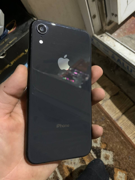 iPhone XR Срочно сотилад