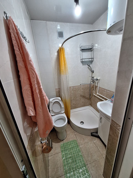 Продам квартиру Мирзо улугбекский район  (Новомосковская)