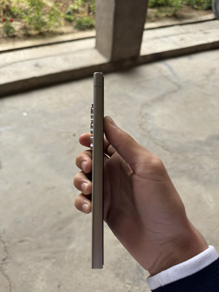 Samsung Galaxy S24 Ultra 12/256GB Titan kar dak bor sotiladi