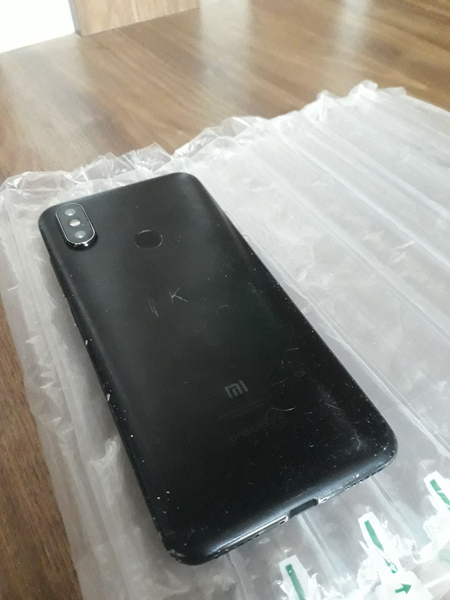 Телефон Xiaomi A2