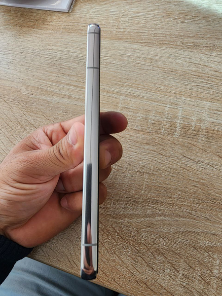 Samsung s 22 8/256