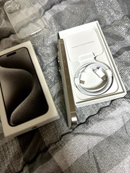 Iphone 15 pro 128 gb