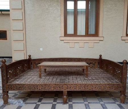 Tapchan karavat sotiladi