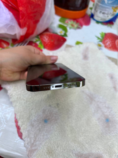 Iphone 12 pro продается