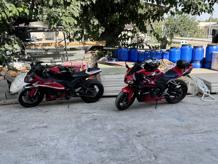Honda CBR 600 RR ideal holatda