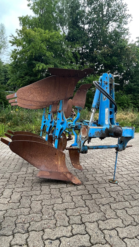 Lemken Opal 110 Claas, Case John Deere Belarus tortadi