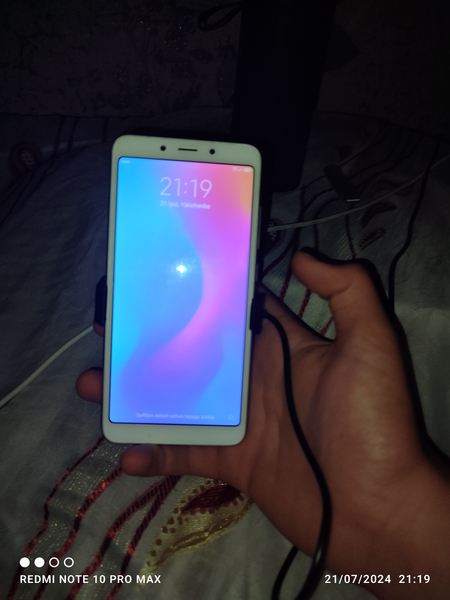 Pubg uchun kuler+redmi 6a+kolonka+mini led