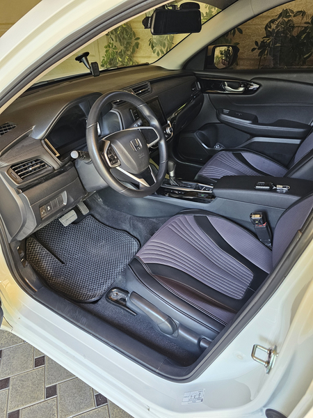 Honda crider 1.0 turbo, oq, lyukli