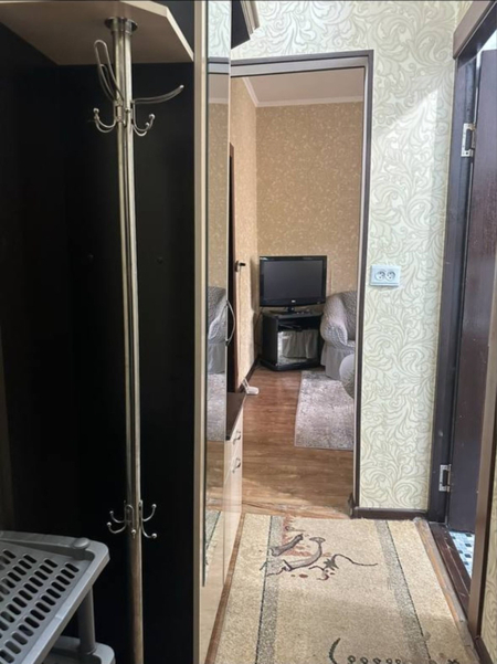 2 хонали уйга киз керак срочно