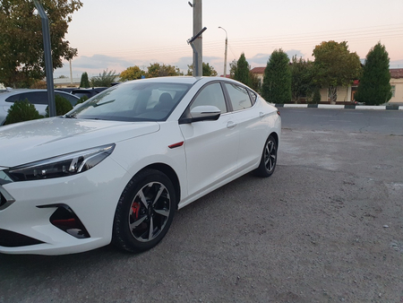 JAC J7. 2022. Yurgani 100000. Narxi 14900