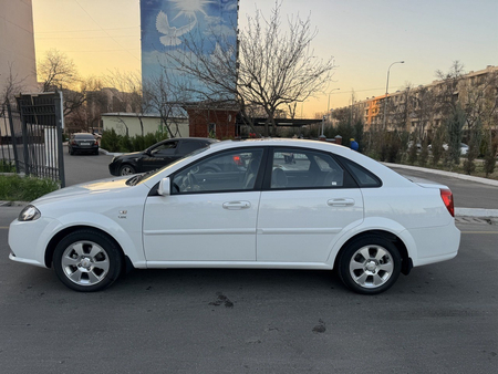 Gentra 3 A/T full lyuk, Abs, magnitafon bor