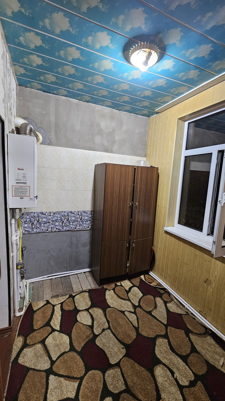 Чарвак Дом ижарага берилади3 Хоналий 3 етаж 48/7 кв