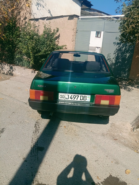 Vaz 21099 srochni sotiladi