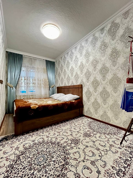 Продается 4 комнатная квартира на Феруза