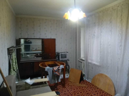 Продается квартира в кирпичном доме 2/1/4 на Юнусабаде-18 (А)