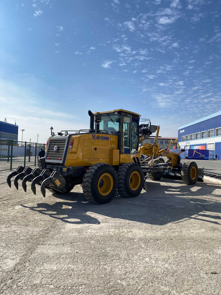 Uz Xcmg GR180 Автогрейдер дорожно-строительный
