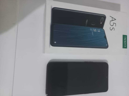 Oppo A5S смартфон