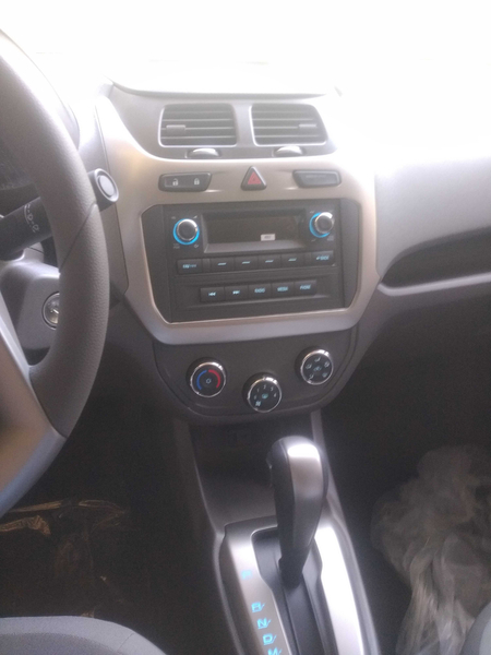 Kobalt oq yengi kelishiladi
