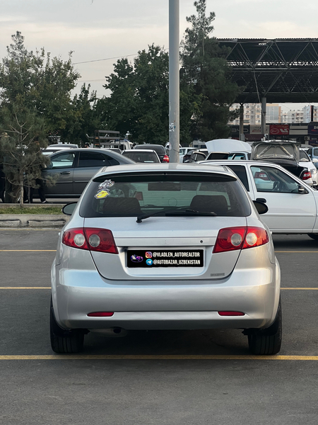 •Lacetti Hatchback 2005•