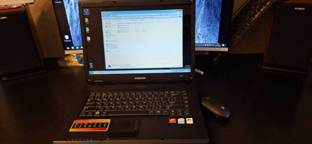 Samsung. model NP-R60Y